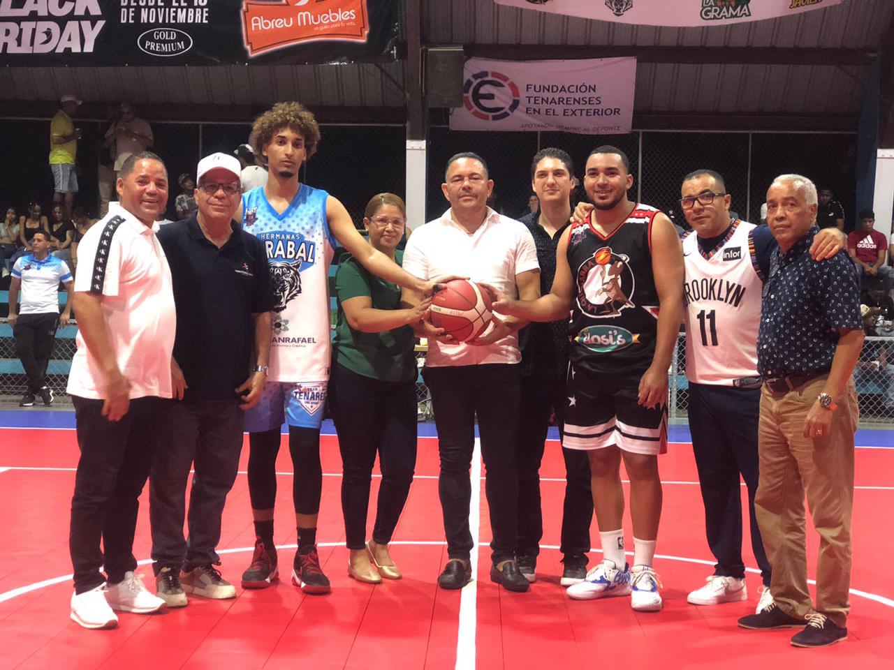 Adonis de Jesús guía al equipo de La Chicharra en TBS Hermanas Mirabal