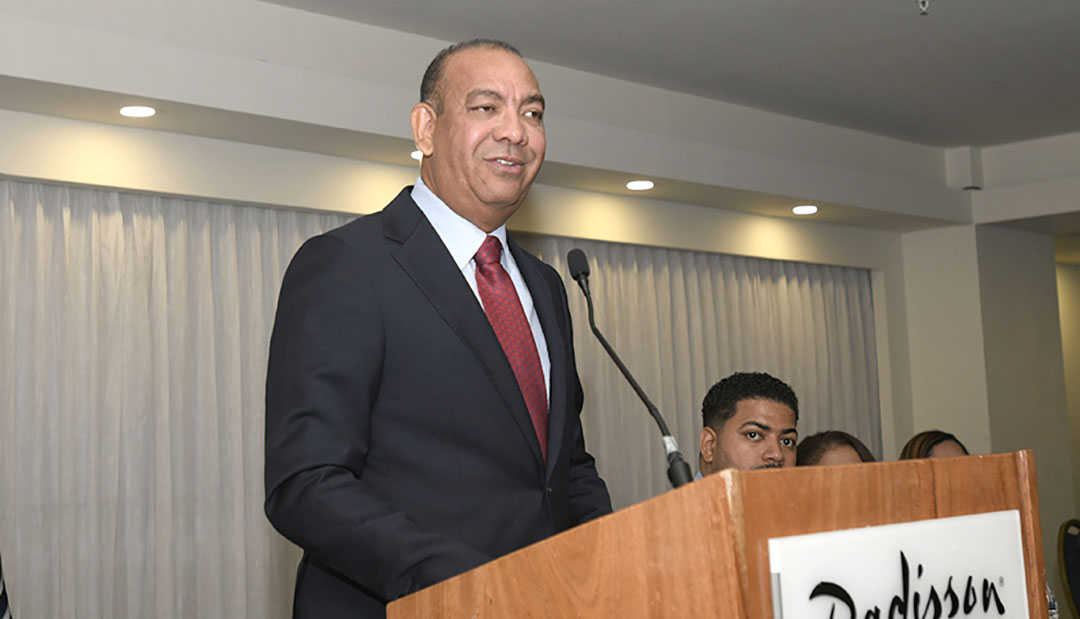 Ministerio de Obras Públicas asume Carta Compromiso de buen servicio al ...