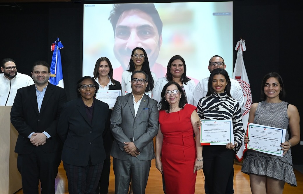 INTEC gradúa 31 egresados en concentraciones del Área de Economía y ...