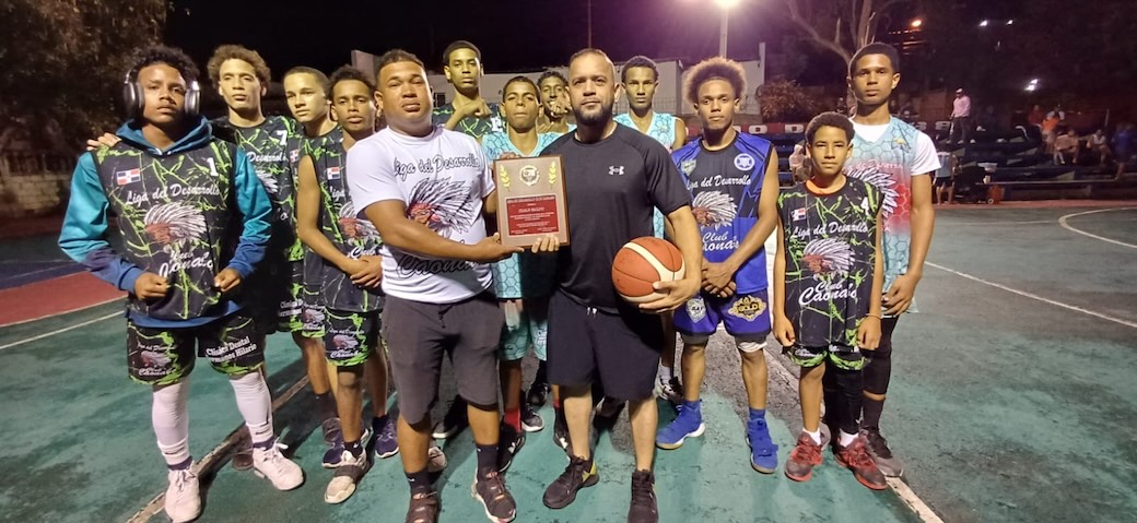 Equipo Negro conquistó serie regular basket juvenil Club Caonabo copa ...